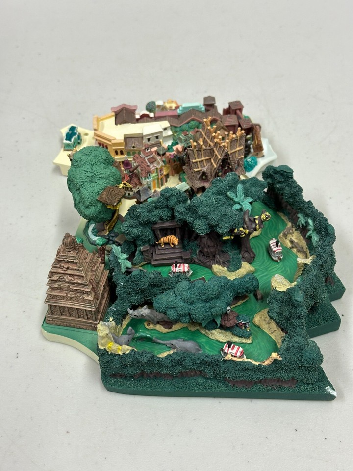 My Disneyland Deagostini Diorama Jungle Cruise Swiss Family Robinson ...