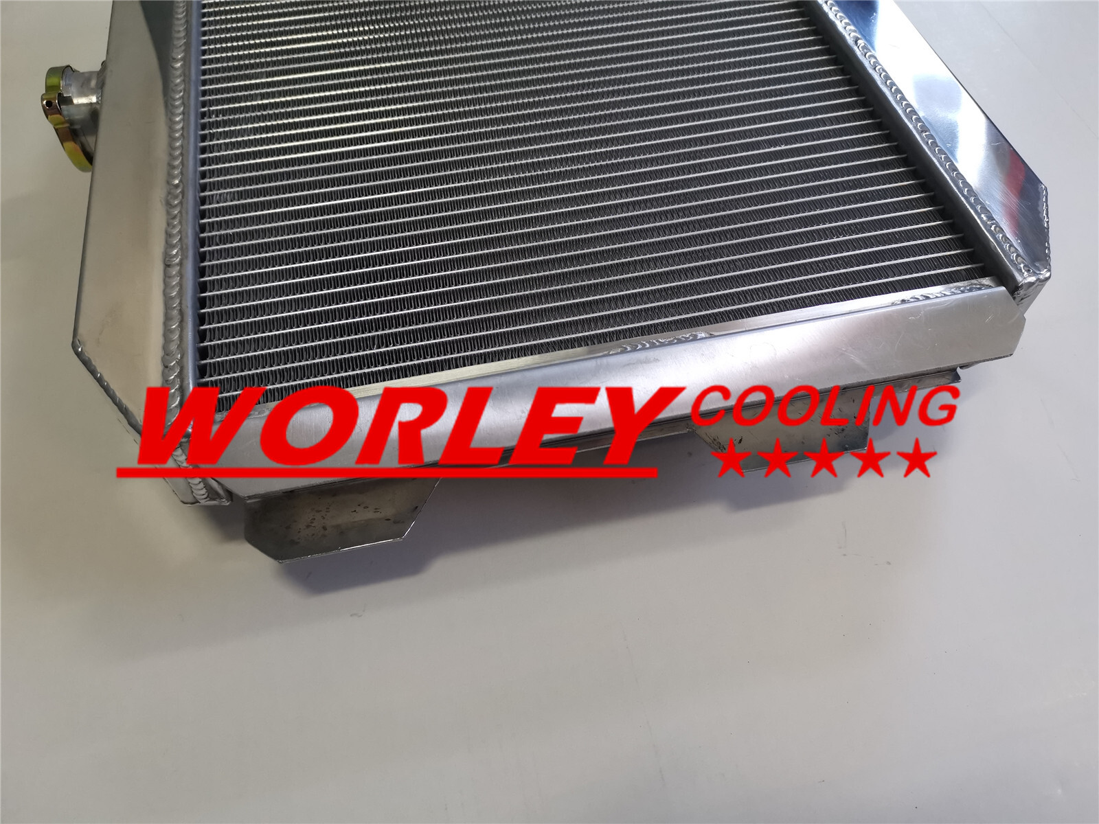 VIC-ALUMINUM RADIATOR FOR FORD CAPRI II MK1 2600/2800 V6 LHD US-SPEC M ...