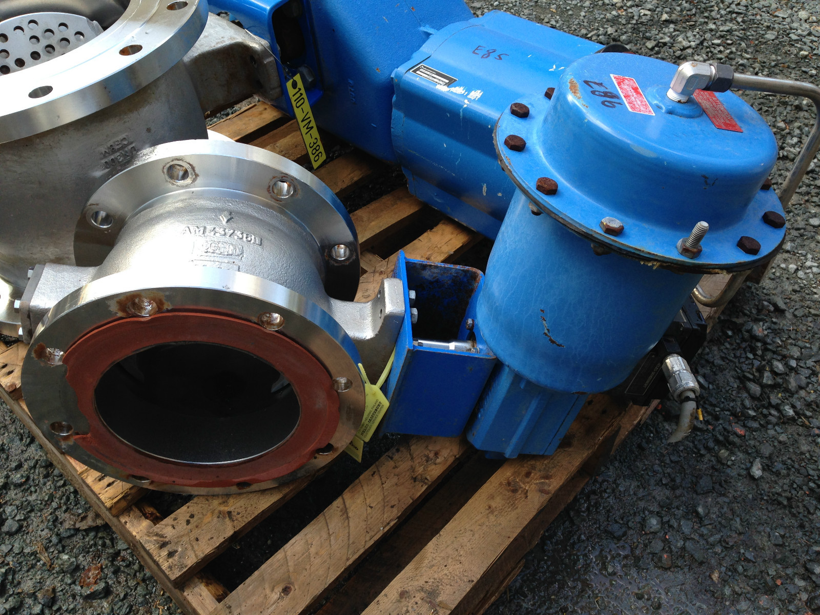 NELES-JAMESBURY 8 INCH CG8M BODY VBALL SS QUADRA POWER ACTUATED VALVE ...