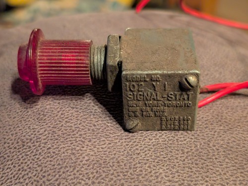 Truck-Lite 102 Switch, Push/Pull , Genuine Signal- Stat, Made In USA ...