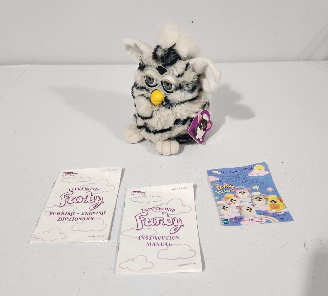 Red Wolf Furby Value Store Online | www.oceanproperty.co.th