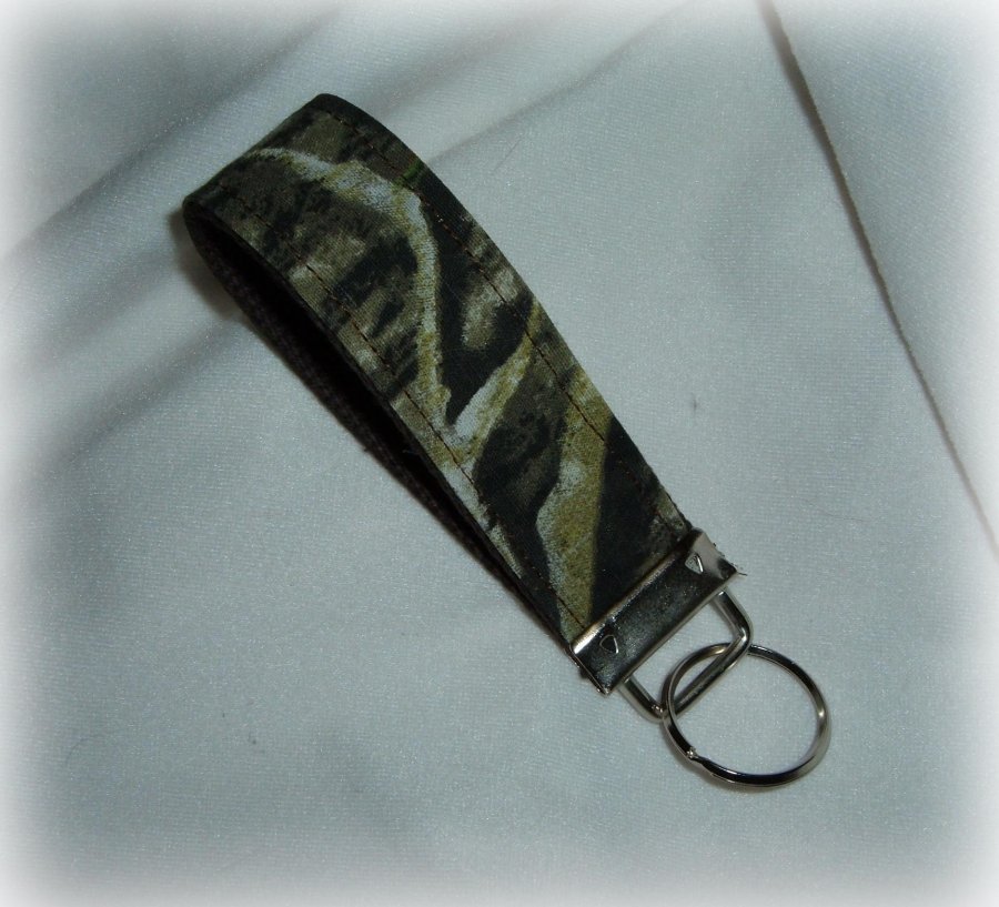 mossy oak break up real tree camo camouflage key chain fob redneck ...