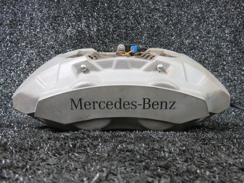 Mercedes GLC300 Caliper Front Right 2,0 LT 16 20 A0004210100 44 K M274 ...