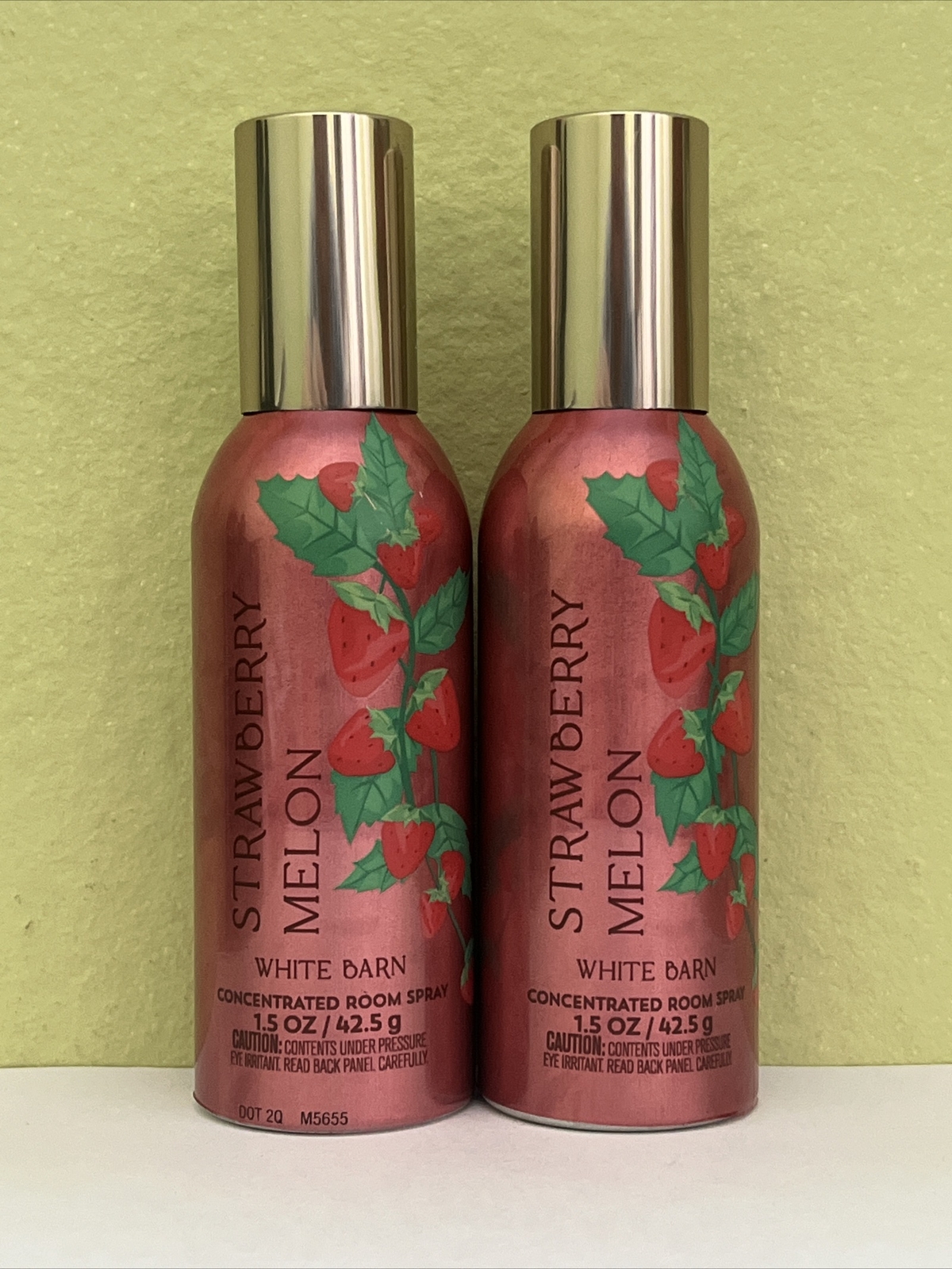 (2) Bath & Body Works White Barn STRAWBERRY MELON Room Spray 1.5oz NEW ...