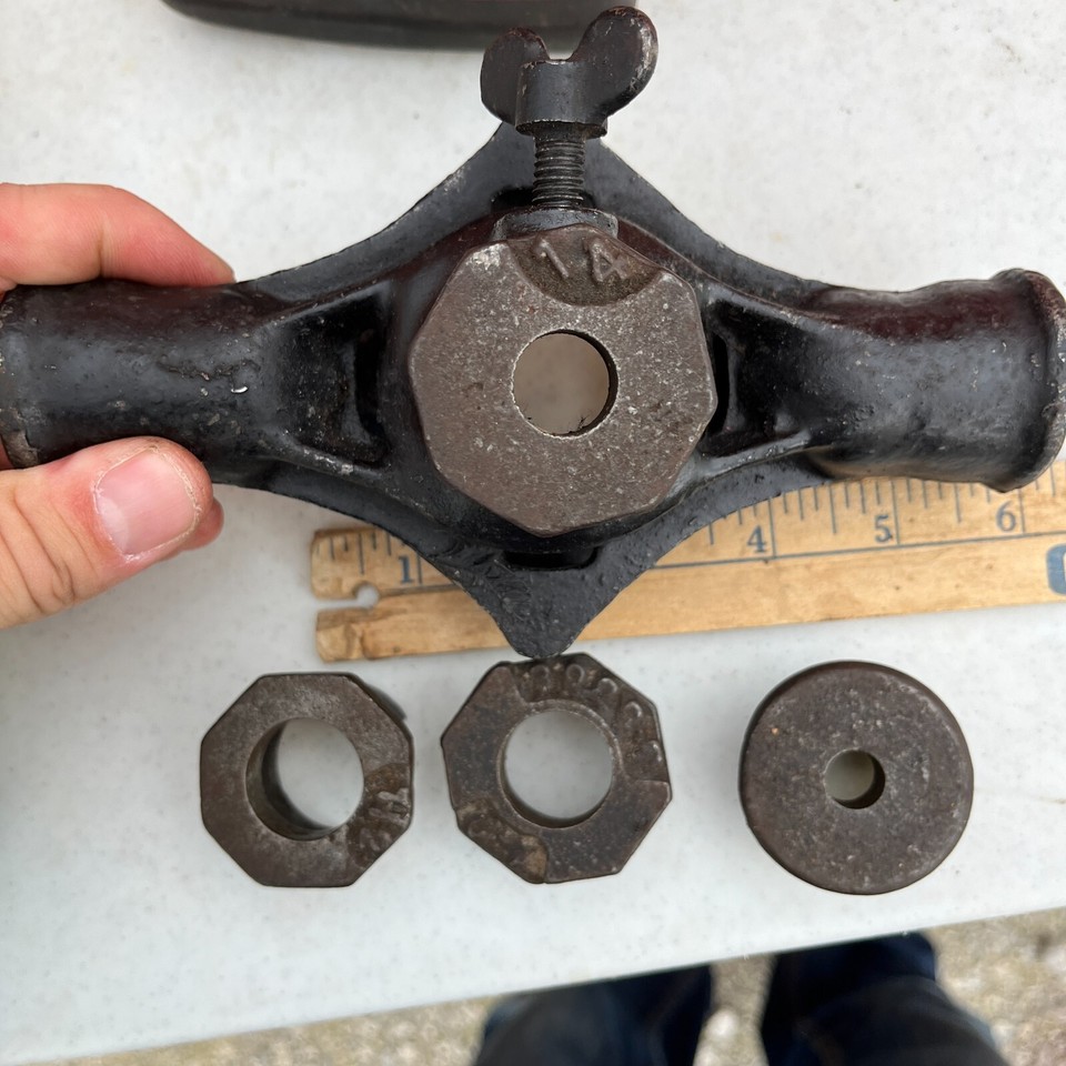 Vintage Armstrong Pipe Threader, Tap & Die Tool Lot - Bridgeport CT | eBay