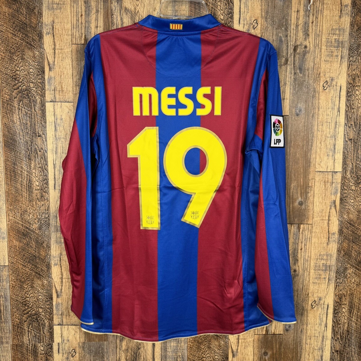 FC Barcelona 2007-08 Home Long Sleeve Soccer Jersey MESSI FC Barcelona 2007-08 Home Long Sleeve Soccer Jersey MESSI
