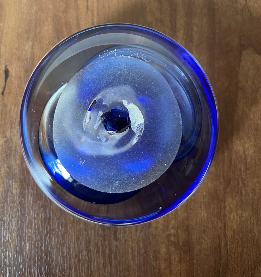 Jim Karg Signed Paperweight Blue Swirls Controlled Bubbles Round Squat ...