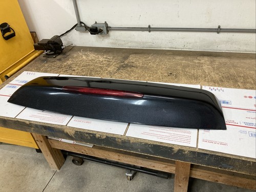 02-06 GMC ENVOY XL THIRD BRAKE LIGHT SPOILER BRAKE LIGHT REAR HATCH ...