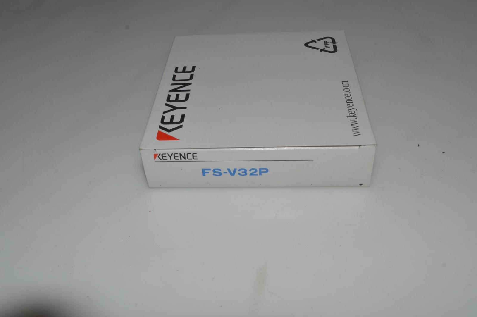 ^^ KEYENCE FS-V32P FIBER OPTIC SENSOR AMPLIFIER NEW IN BOX (CYN63) | eBay