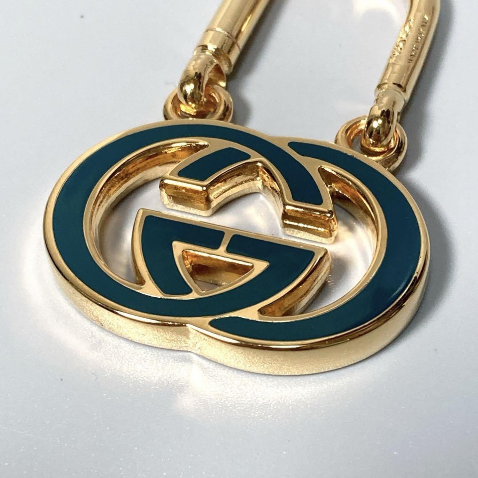 GUCCI Gold Interlocking G Keyring Key Holder Charm Green Gold Metal ...
