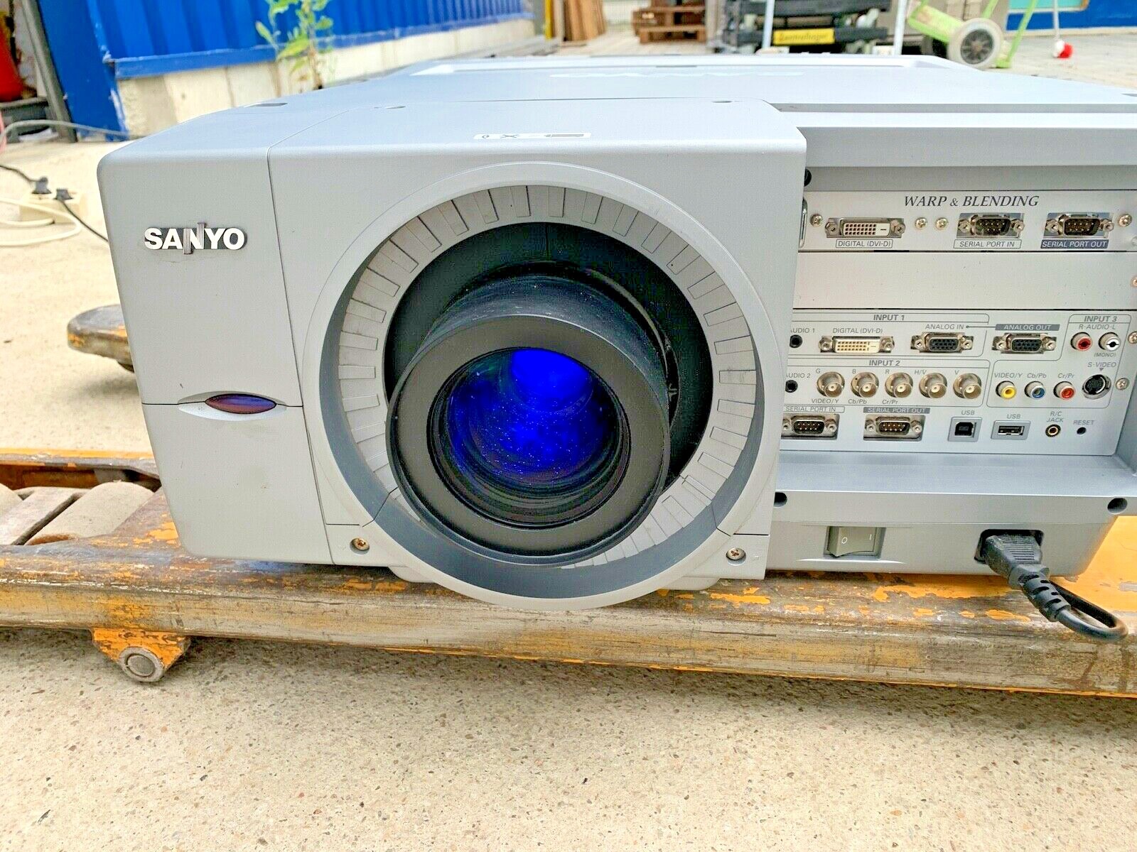 SANYO PRO xtraX PLC-XF60 LCD Projektor Beamer Multiverse Projektor | eBay