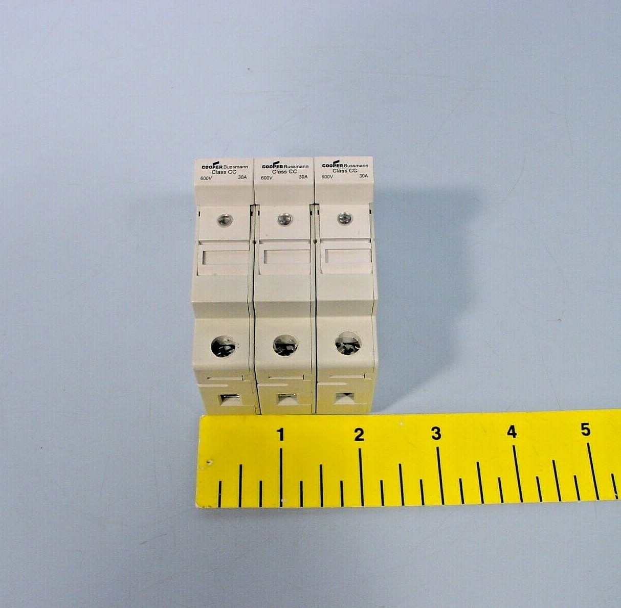 Cooper Bussmann Class CC Series CHCC Fuse Holder 430P 600V 30A 50/60Hz ...