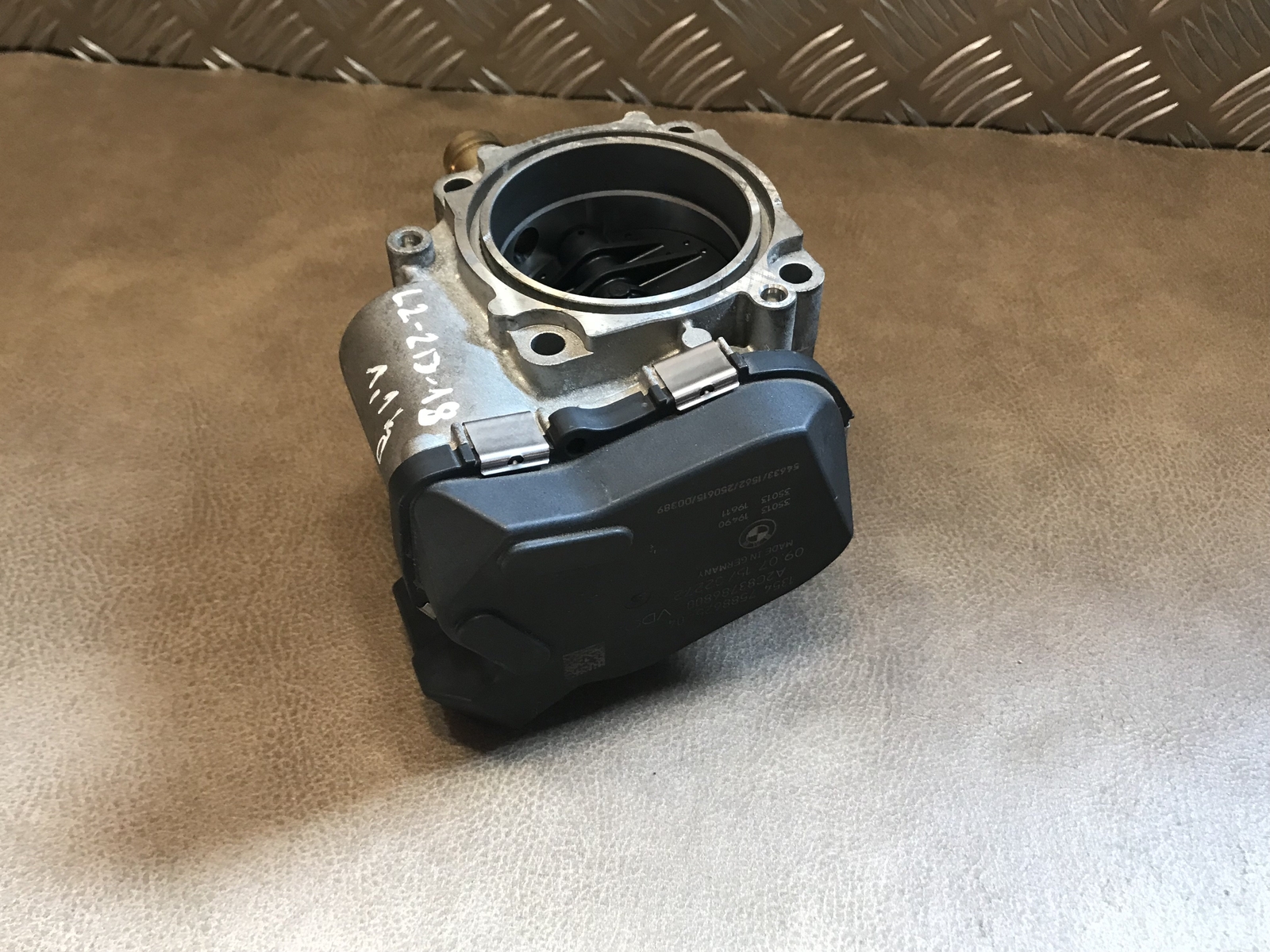 BMW 3 F30, F80 328 I Accélérateur Corps 7588625 2.00 Essence 180kw 2014 ...