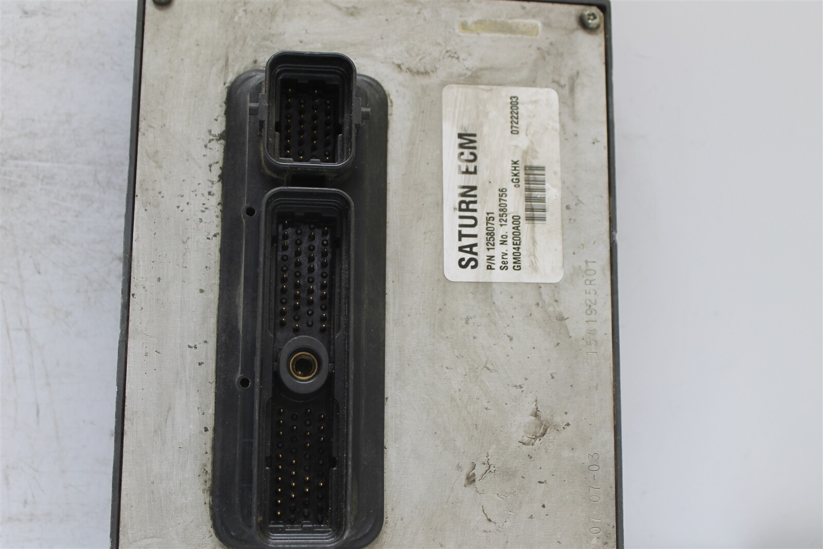 2004 Saturn ION 2.2L Engine Control Unit ECU 12580751 Module 114 9E2-B4 ...