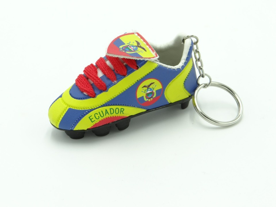 High Quality Country Flag Mini Soccer Shoe Cleats Boots Keychain Key ...
