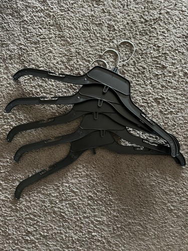 10 PACK Recycled Plastic with Notches Shirt Hangers, 17 Inch, Black | eBay