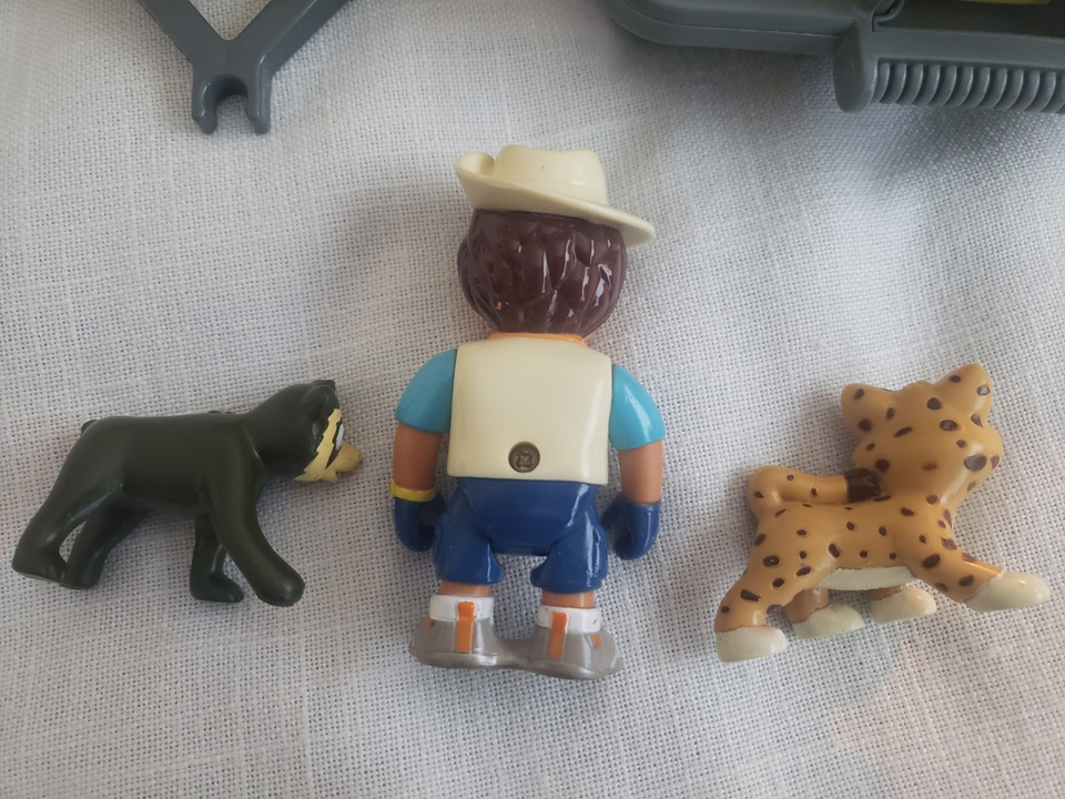Vtg Go Diego SOUNDS/TALKING Safari Rescue Jeep,Trailer, Diego Figure ...