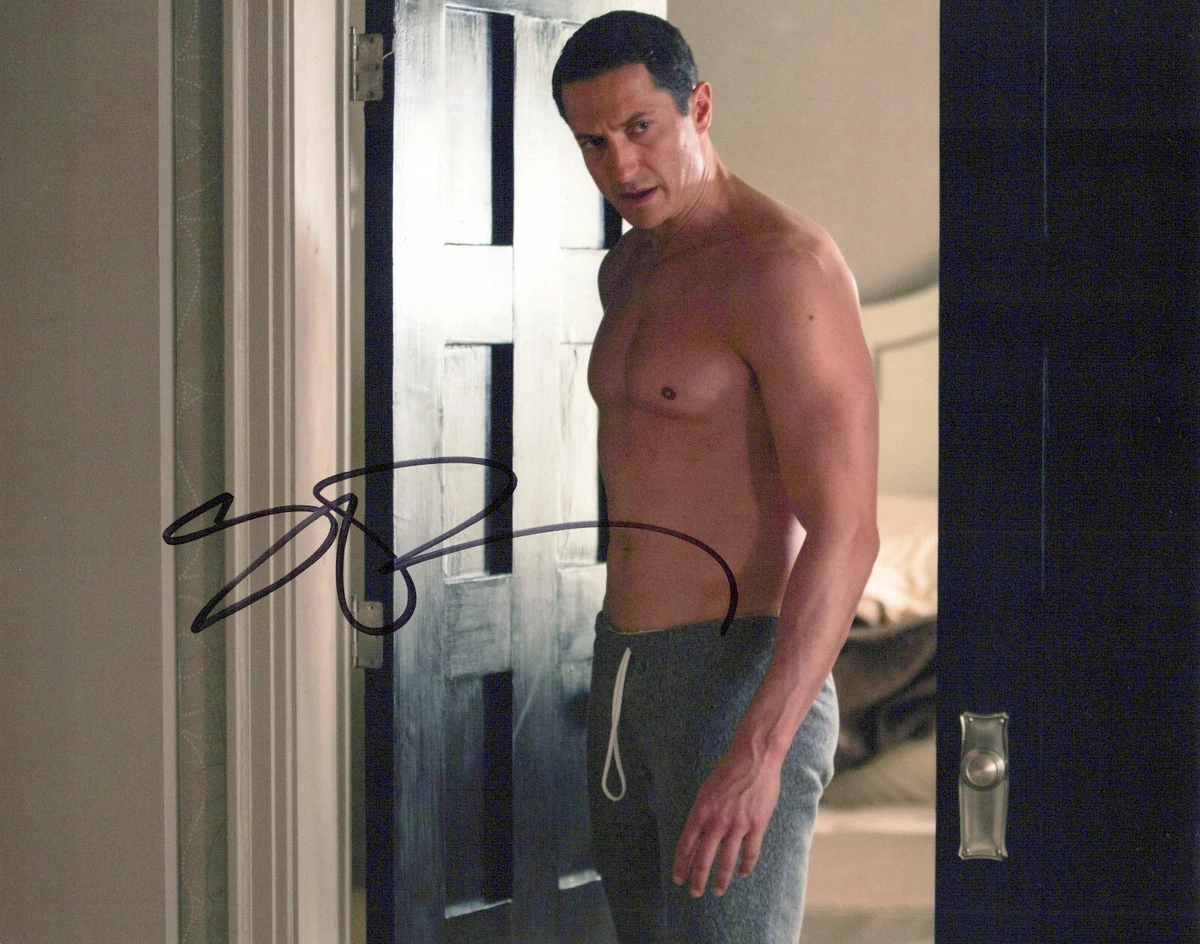 Sasha Roiz