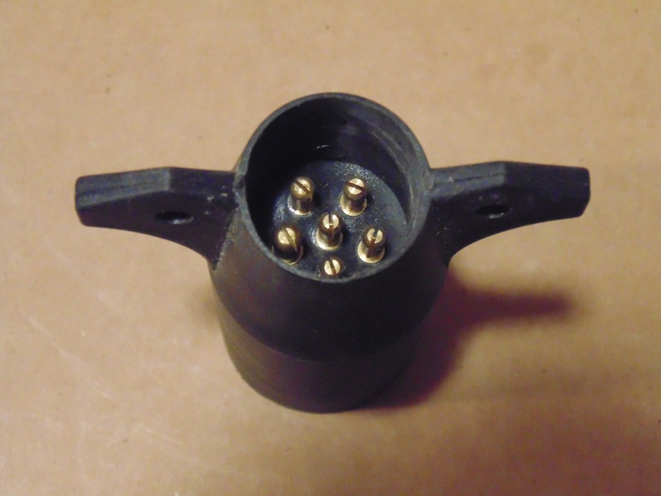 Hoppy Trailer Light Adapter 37555 7 To Round | eBay