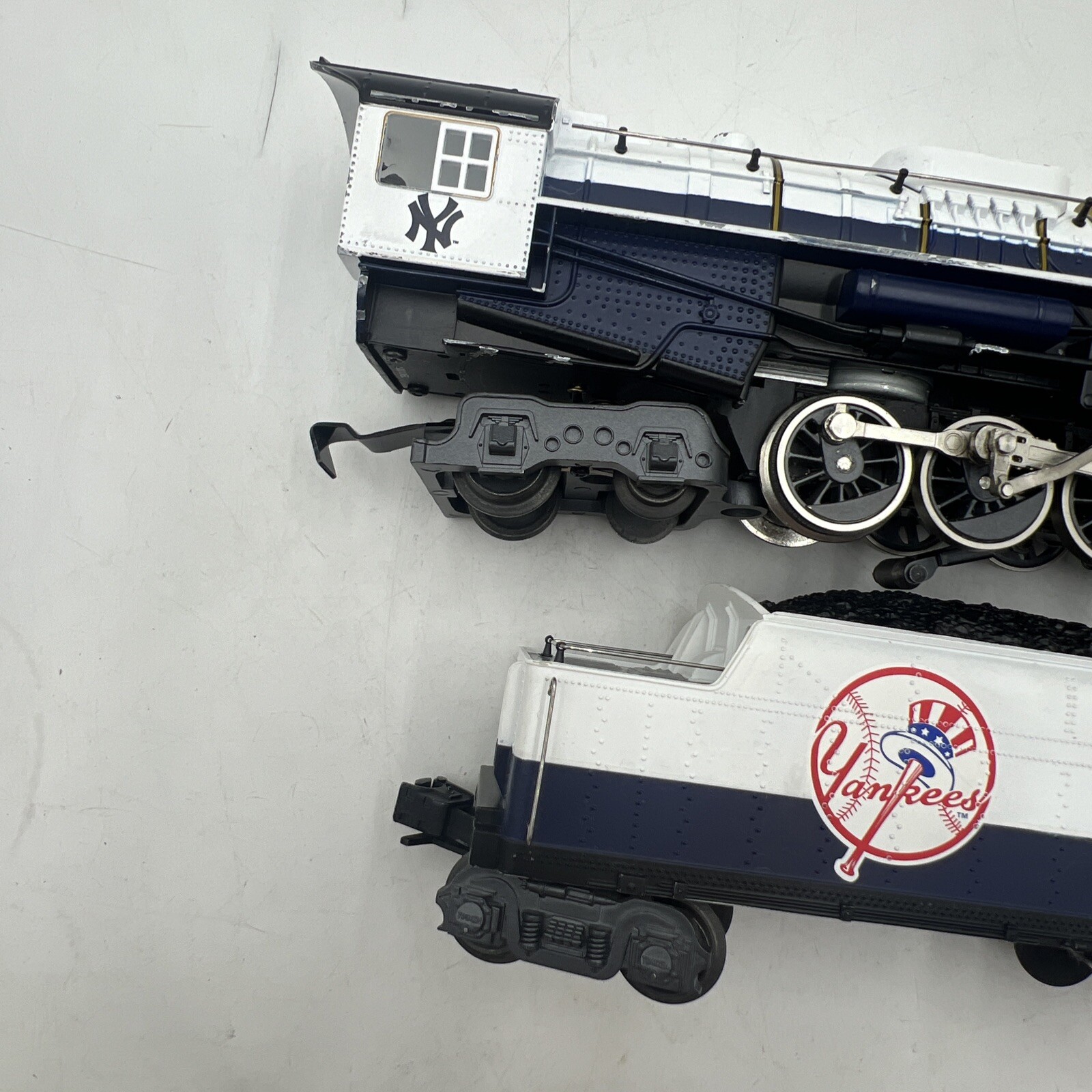 LIONEL O GAUGE 2-8-4 DIECAST NEW YORK YANKEES STEAM LOCOMOTIVE ...