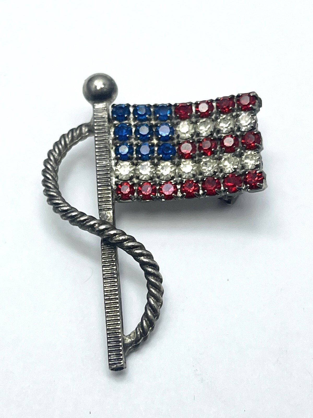 Vintage USA Rhinestone American Flag Brooch Pin - Gem