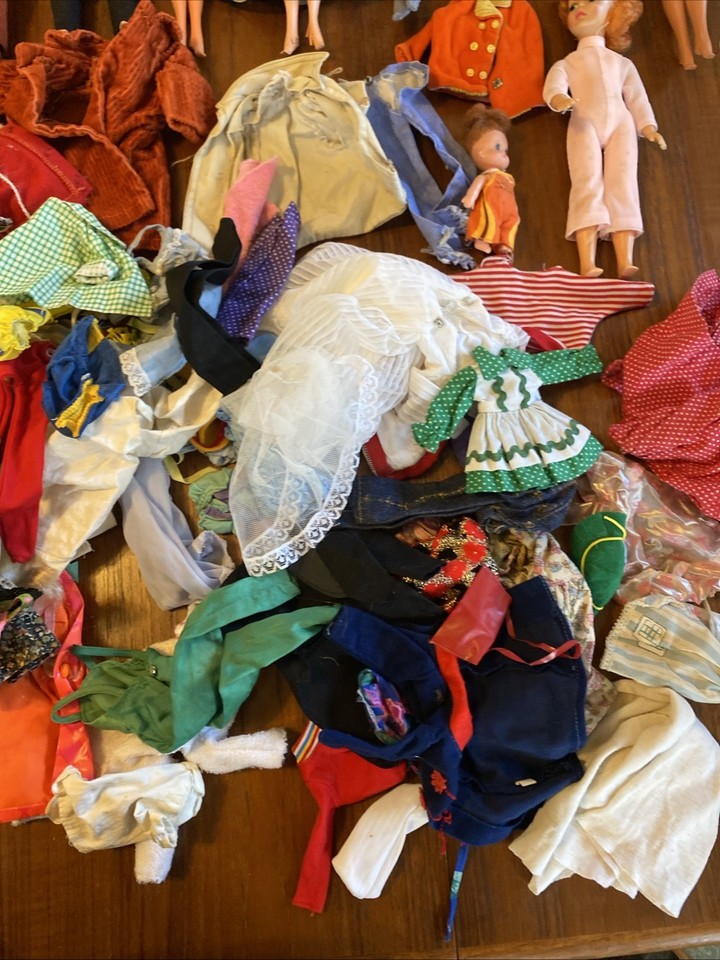 vintage barbie clothing lot 1960s 70S Huge 80+ Shoes, Hats Purses ken ...