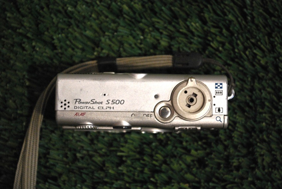 Canon PowerShot S500 Digital ELPH PC1084 Camera w/ Battery NO CORD For ...