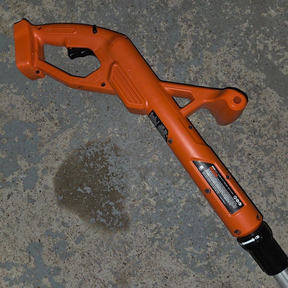 Black & Decker LST201 20V MAX Li-Ion 10" String Trimmer/Edger TOOL ONLY ...