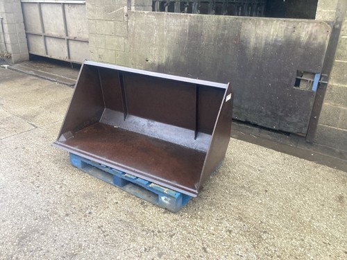 Slewtic 5' Bucket Euro Brackets Excellent Condition 495 + VAT £594 ...
