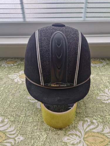 HARRY HALL LEGEND VENTED VELVET PEAKED HORSE RIDING HAT HELMET BSI ...