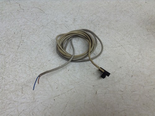 SMC D-A73 Magnetic Reed Switch Sensor DA73 (TSC) | eBay