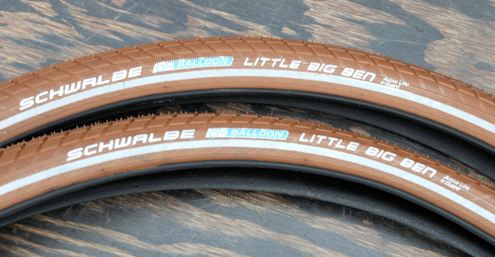 700x38 Antique Red / Brown 29er Schwalbe LBB Bicycle Tires 28" Wood ...