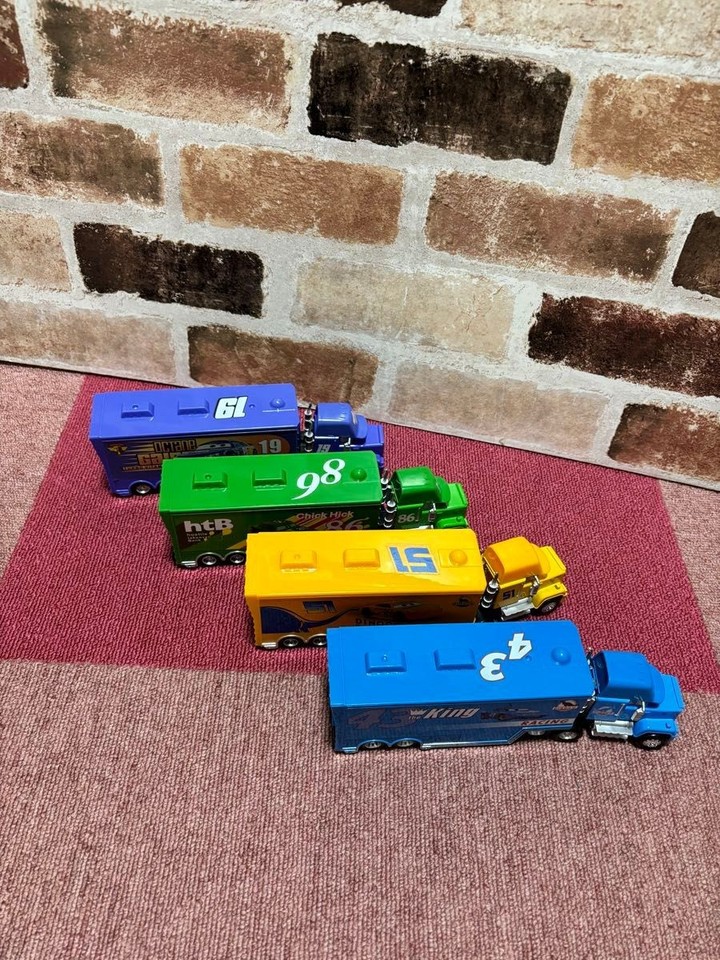 Edition Disney Pixar Cars Mack Truck Trailer 4-Car Set | eBay UK