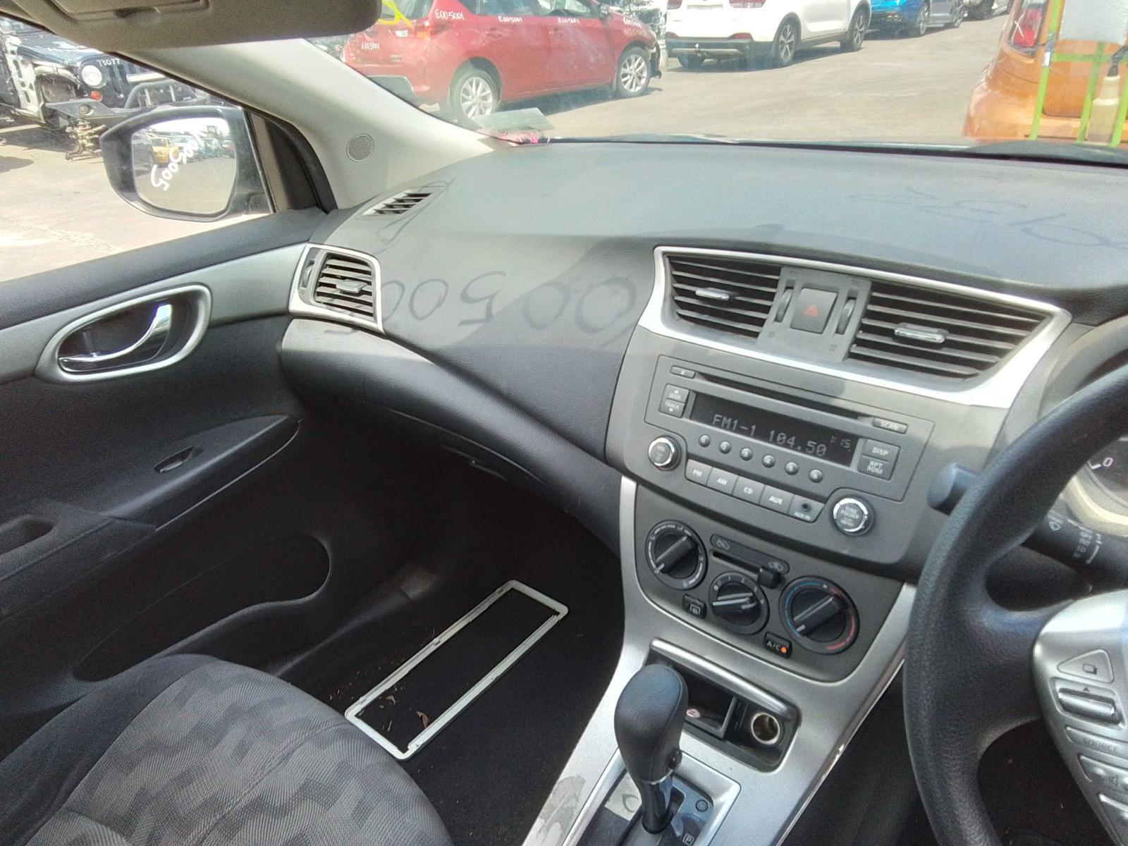 NISSAN PULSAR LEFT REAR HUB | eBay