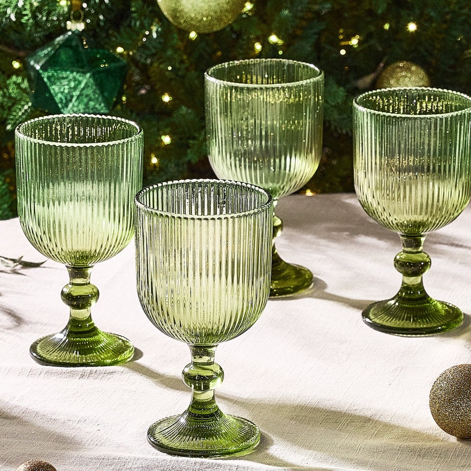 SET OF 2 4 WINE GLASS GOBLETS COLOURED CHRISTMAS GLASSWARE | eBay UK
