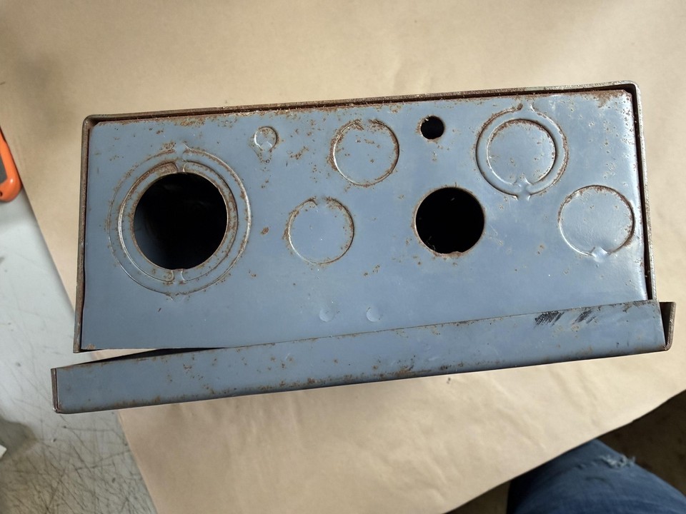Vintage Wadsworth Gray Metal Surface Fuse Panel Box 120/240V Wall Mount ...