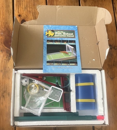 R2 Fish School - Kit Teach Fish Tricks Obstacle Course - Rare- Tank ...