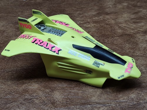 VINTAGE TYCO FAST TRAXX BODY SHELL -YELLOW - GOOD CONDITION (minor ...
