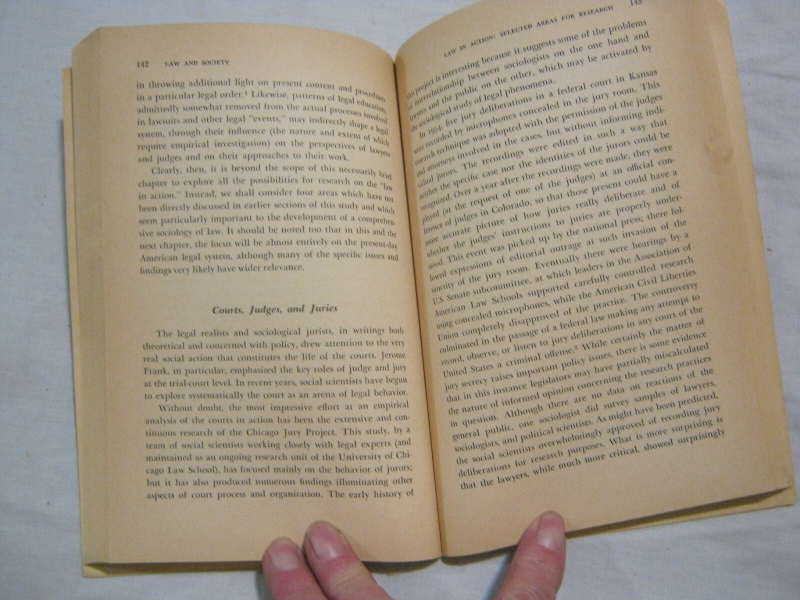 Edwin M. Schur - Law And Society, A Sociological View - 1968 (MW-47) | eBay