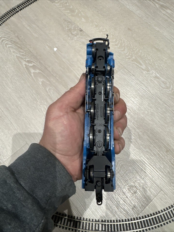 Hornby Thomas & Friends Gordon OO Gauge Steam Locomotive R9291 | eBay UK