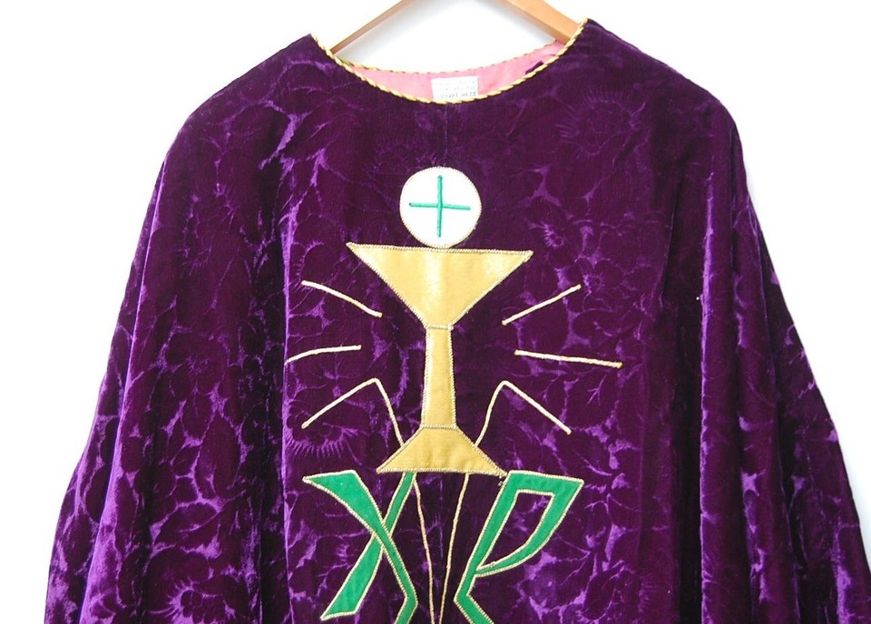 Vintage Purple Velvet Louvre Inc. Vestment Chasuble (#828) Made in ...