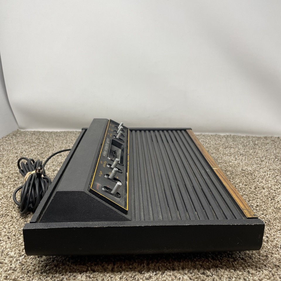 Atari CX2600 'Heavy Sixer' Six Switch Console Sunnyvale RARE 2600 ...