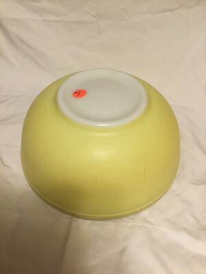 2 Pyrex 404 Yellow Mixing Bowls | eBay