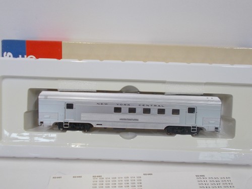 WALTHERS # 932-6448 ~ NEW YORK CENTRAL 63' BUDD RPO CAR ~ LOT B ~HO ...