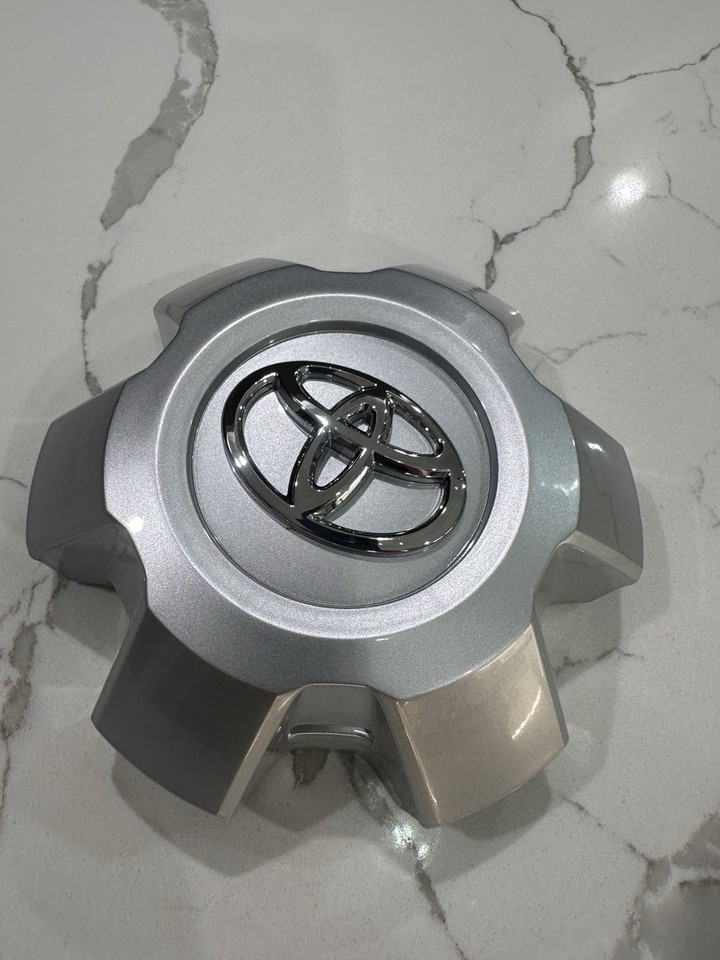 (1x) Toyota 4Runner Center Cap Hub Wheel Cover 2014-2023 4260B-35070 ...