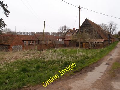 Photo 6x4 Coates Farm Cookley Green/SU6990 Traditional farm buildings ...