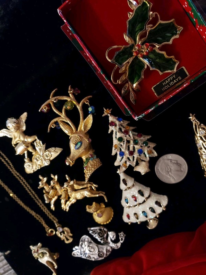 VTG LOT Christmas Jewelry Signed Eisenberg Ice RHINESTONE Trees Brooch ...