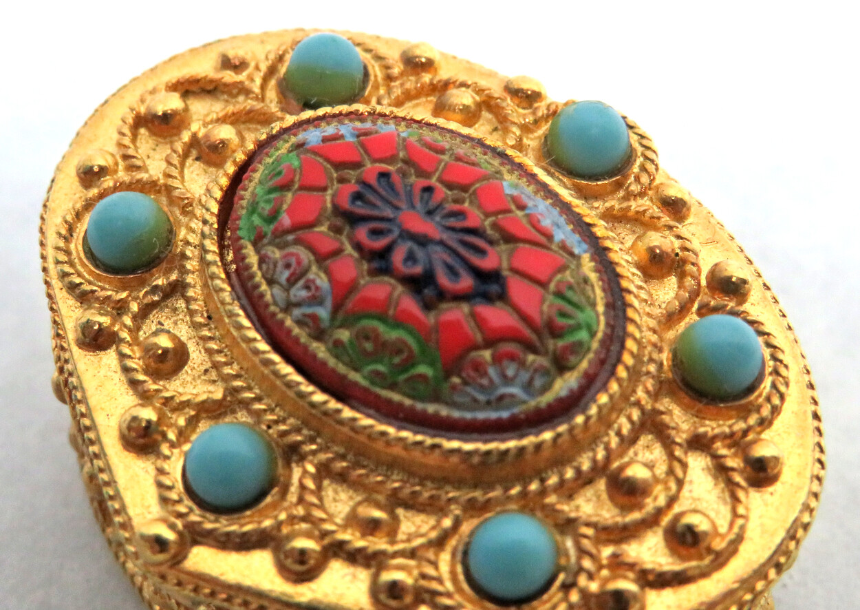 VINTAGE FLORENZA JEWELED GOLD GILT PILL BOX | eBay