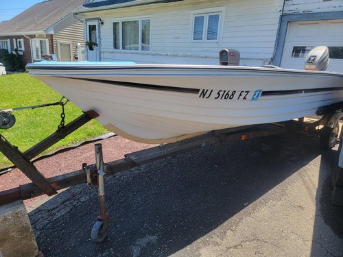 1995 Larivee 14' Boat w/ registration & trailer | eBay