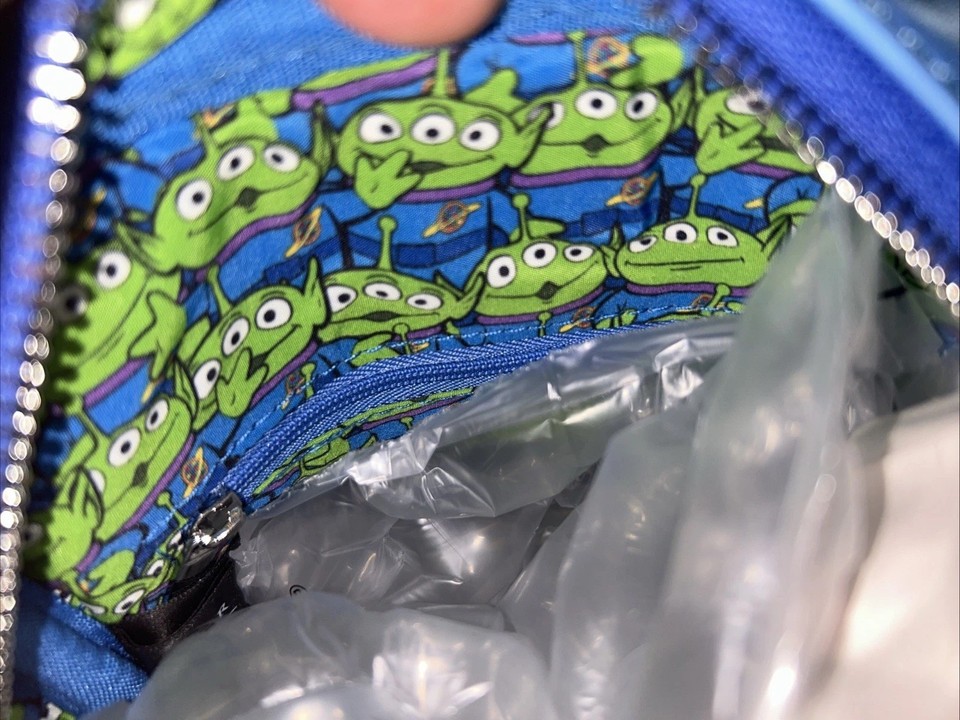 Loungefly Hard Tag Toy Story Alien 30th Anniversary Crossbuddies Bag | eBay